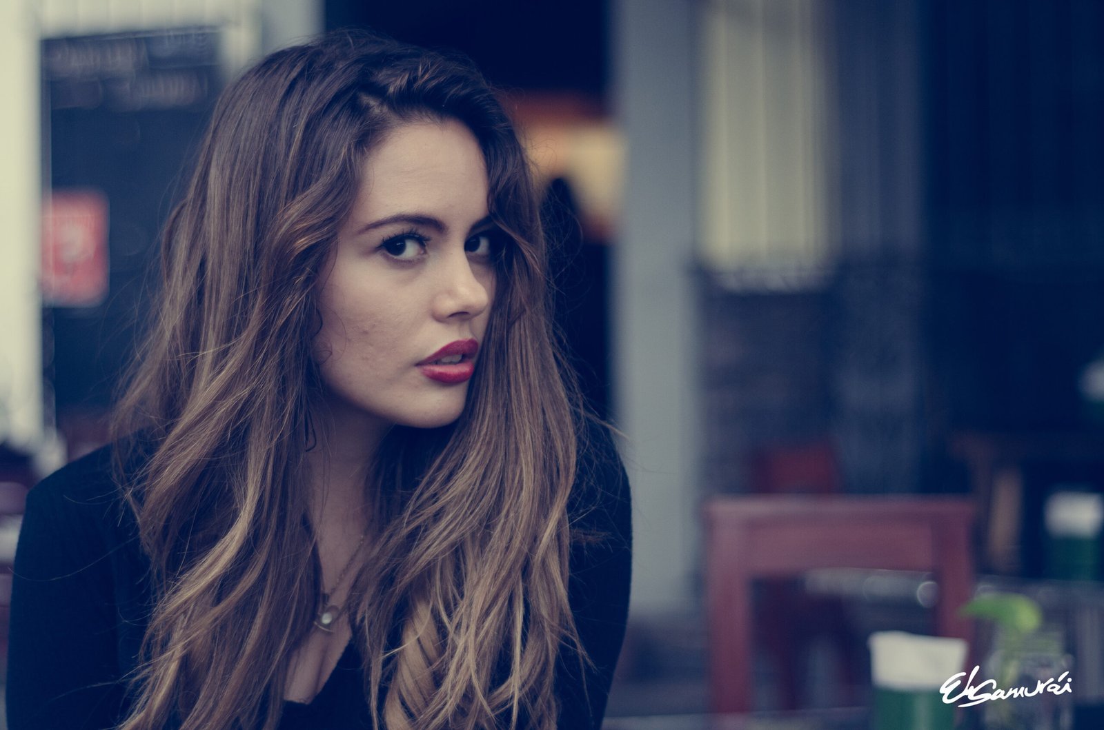 Adriana en el centro Color (firma)_Samurai-1107 – Carlos González El ...